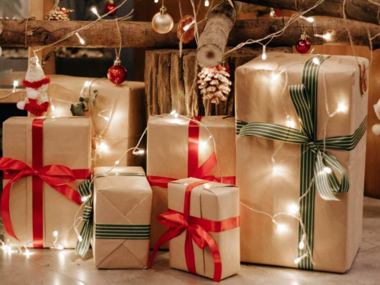 How Different Cultures Approach Gift-Giving?